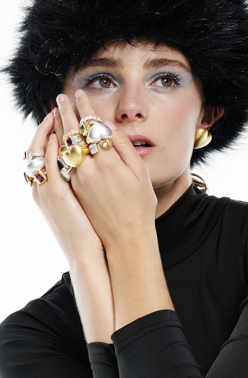 NEW ARRIVALS – SUNDAY STEPHENS