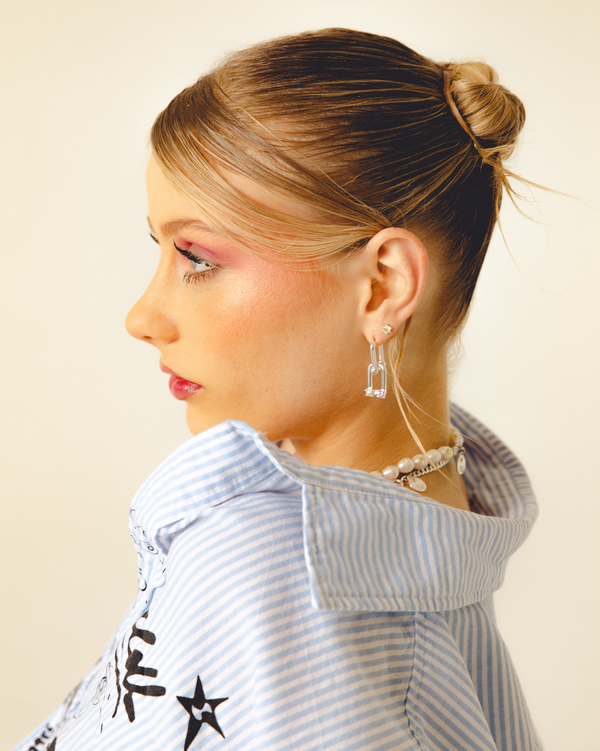 EARRINGS – SUNDAY STEPHENS